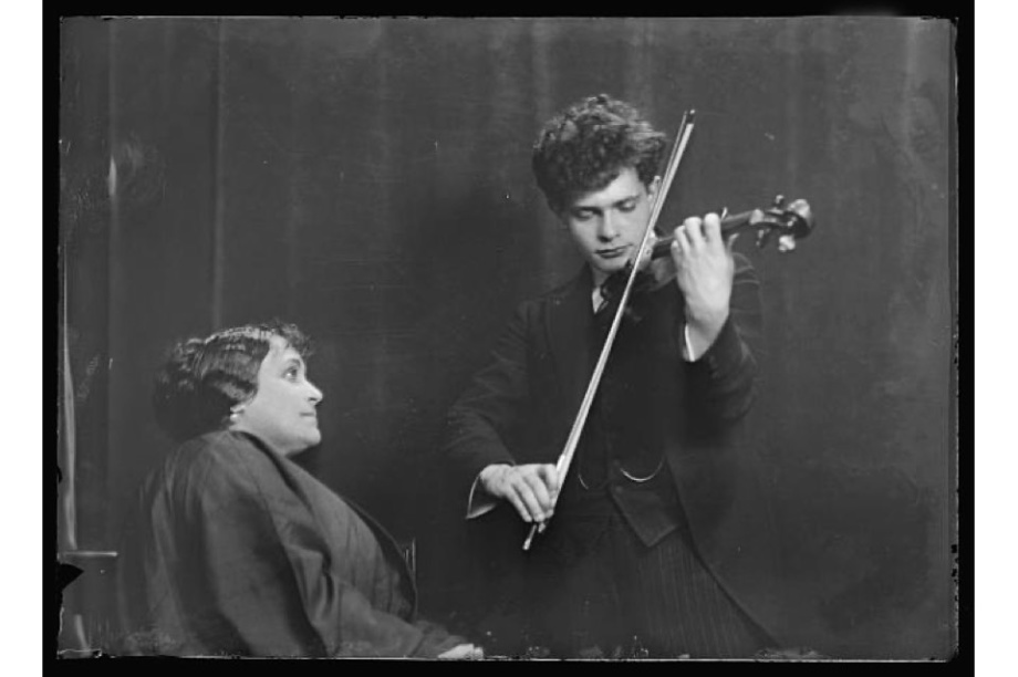 A Hollywood Stradivari - Tarisio